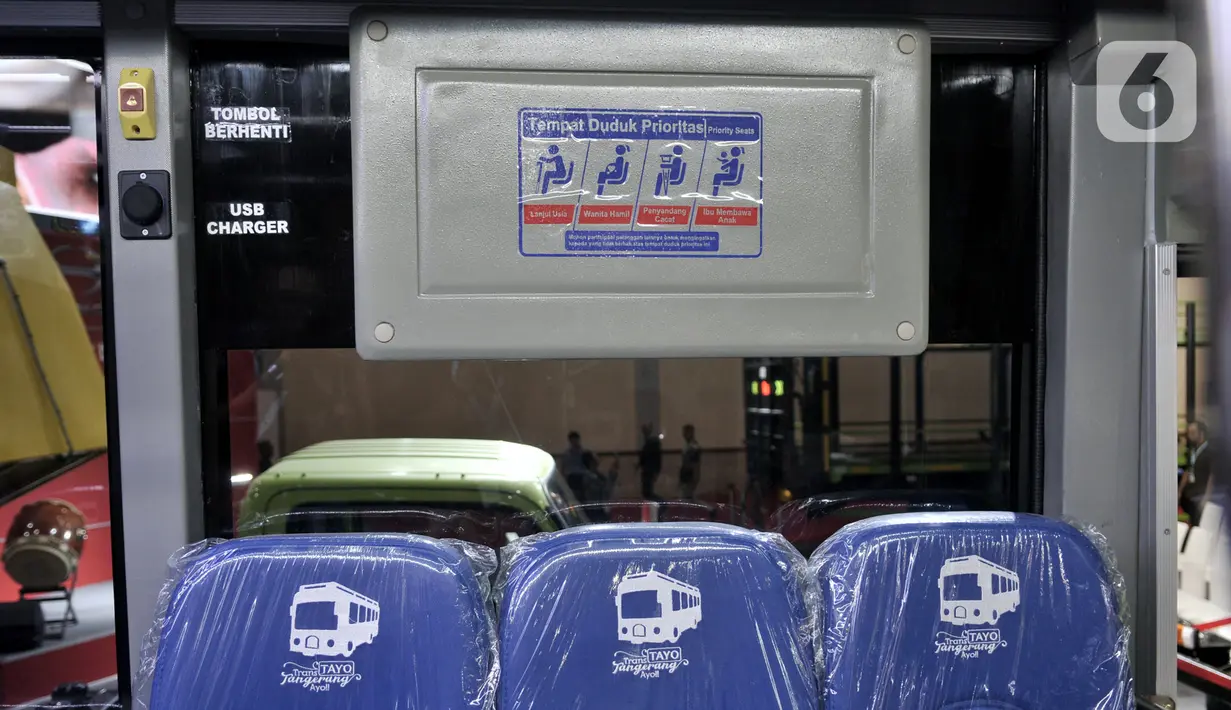FOTO: Melihat Lebih Dekat Bus Tayo di GIICOMVEC 2020 - Foto Liputan6.com