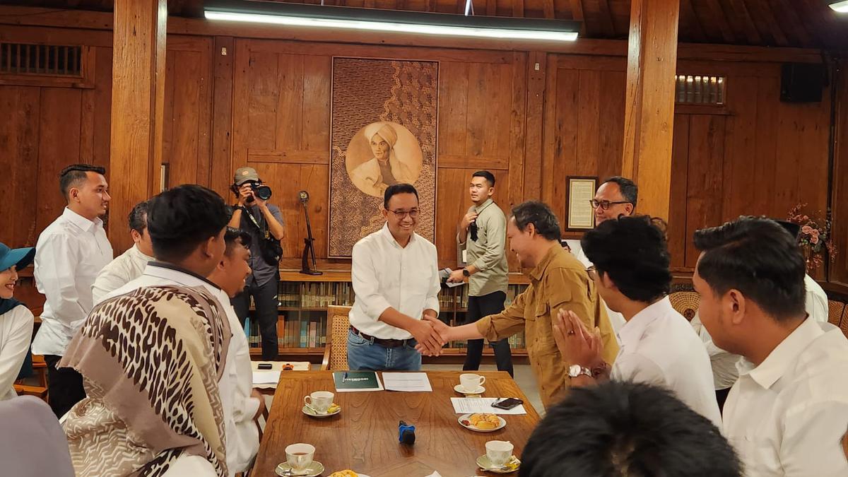 Dapat Dukungan dari Anak Muda, Anies Baswedan: Sama-sama Peduli Masa ...