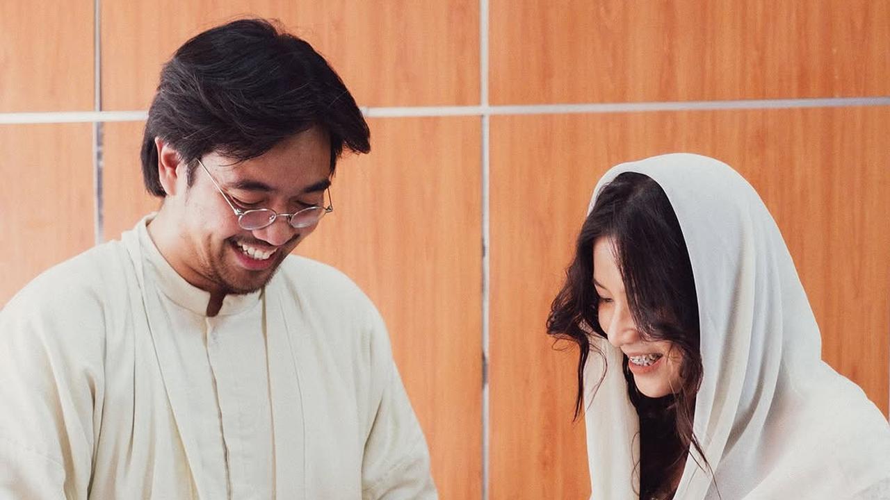 Danilla Riyadi Menikah dengan Satryo Rizqi di KUA, Suatu Hari pada ...