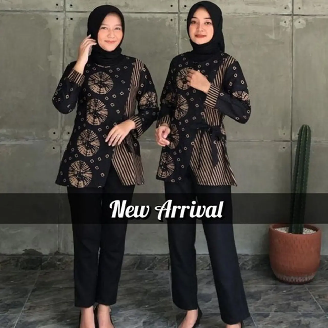 10 Rekomendasi Model Atasan Batik untuk Wanita, Cocok untuk Kondangan ...
