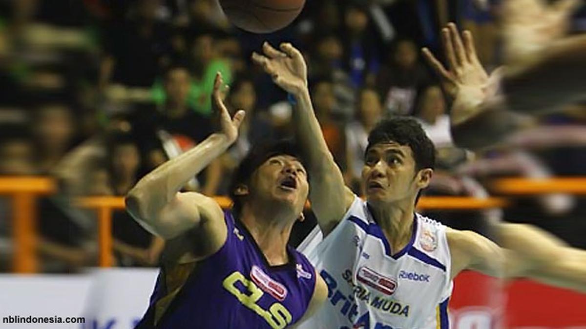 SM BritAma Jakarta Taklukkan CLS Knights Surabaya - Bola Liputan6.com