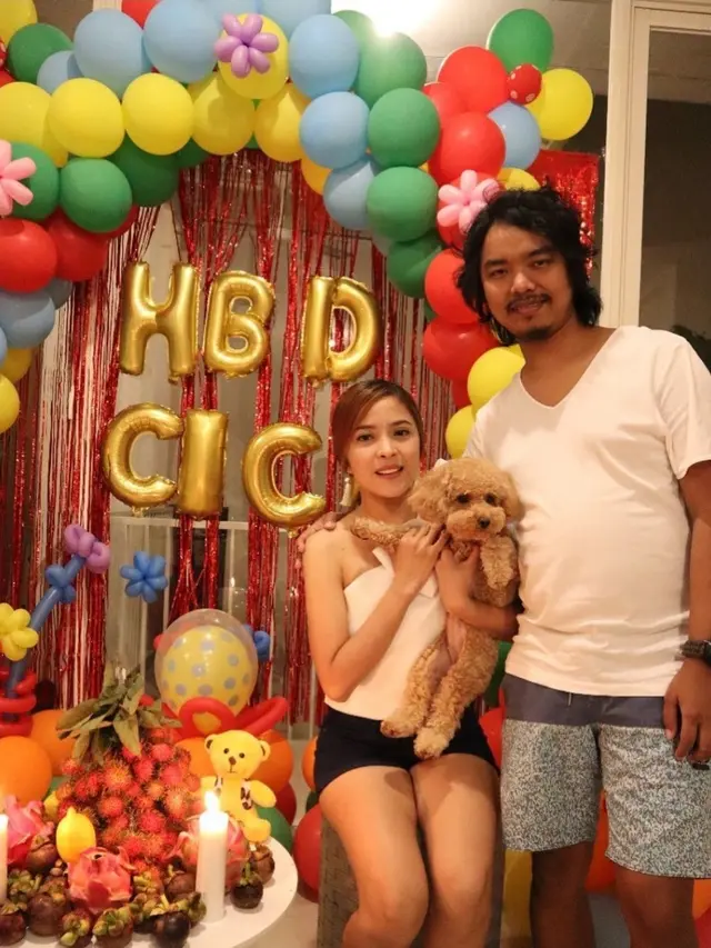 8 Potret Dodit Mulyanto dan Angelina Ci Dikabarkan Segera Nikah, Pacaran 9 Tahun - Hot Liputan6.com