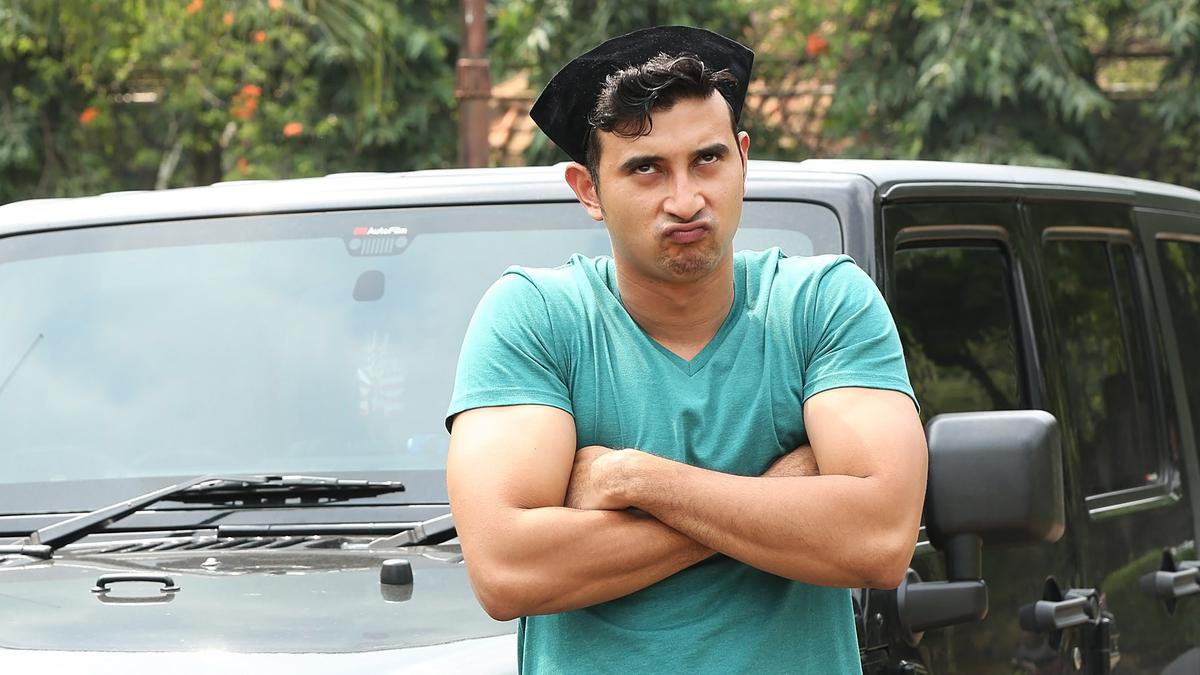 Ali Syakieb Pilot