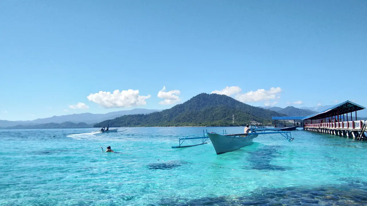 Pesona Pagi Salando, Surga Tersembunyi di Pulau Terdepan Indonesia ...