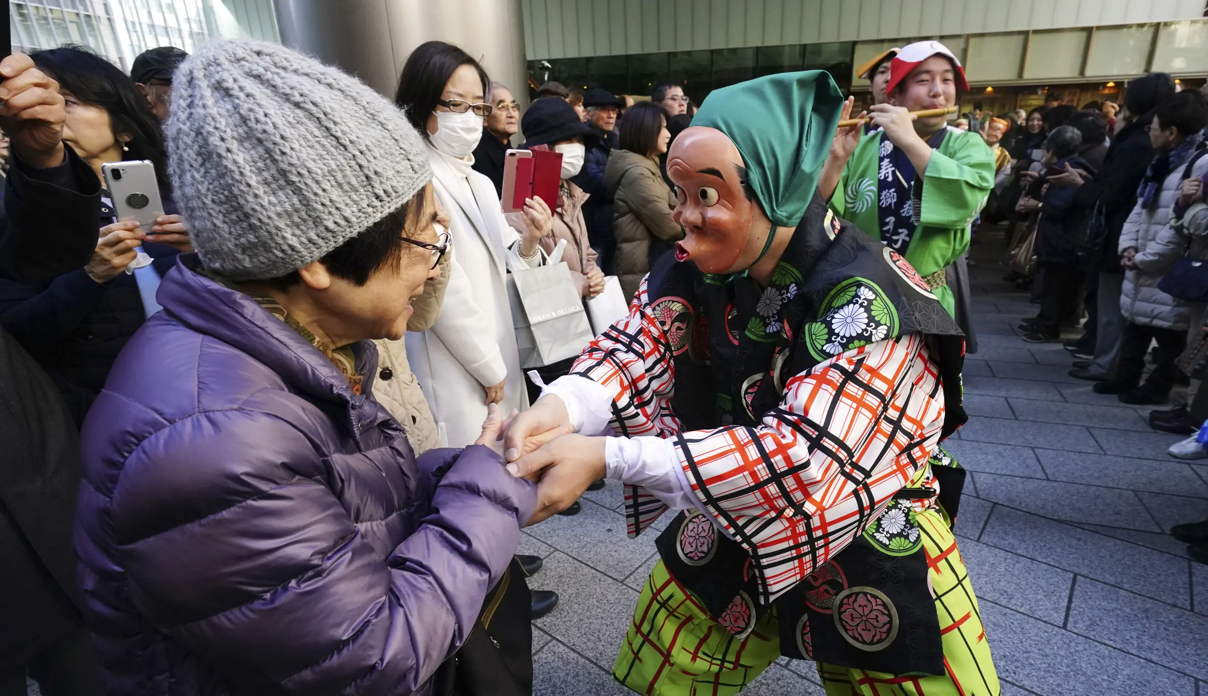 FOTO: Uniknya Topeng Tradisional Seniman Jepang di Festival Konpira ...