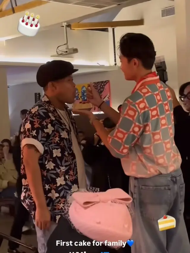 7 Potret Pesta Ultah ke-17 Rizwan Anak Sule Dihadiri Pacar, Pamer Momen ...