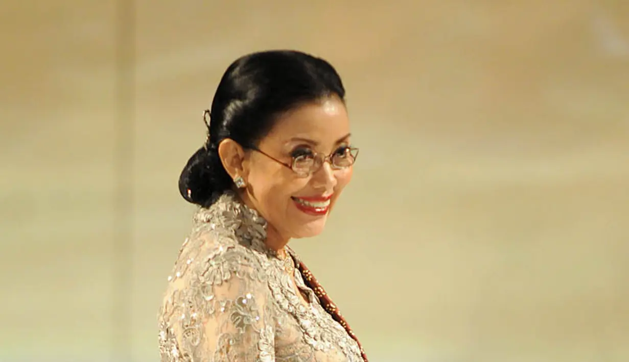 Inspirasi Kain Cual Tarempa Ramli III - Photo Fimela.com