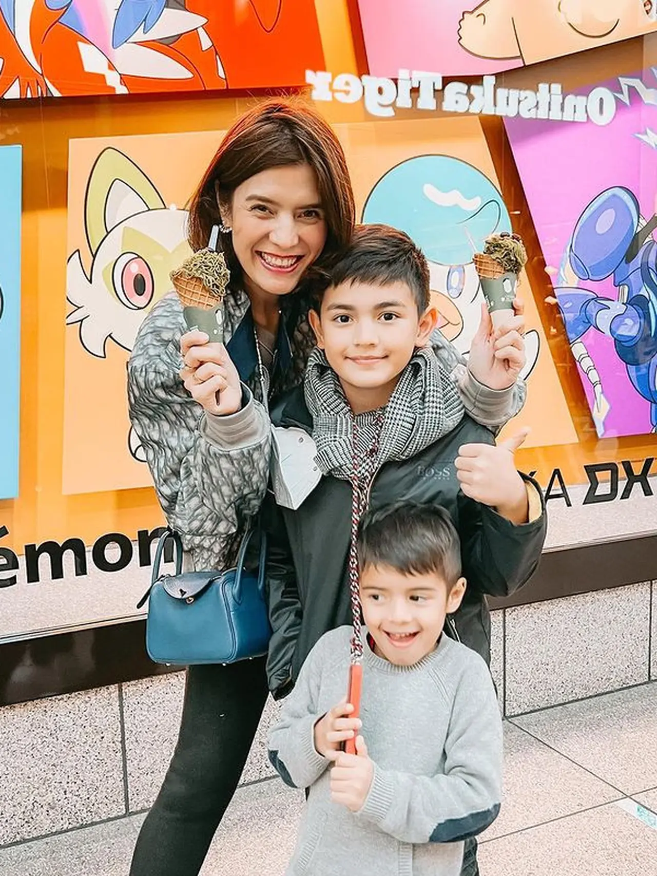 10 Potret Carissa Putri dan Dua Anaknya yang Super Ganteng, Netizen ...