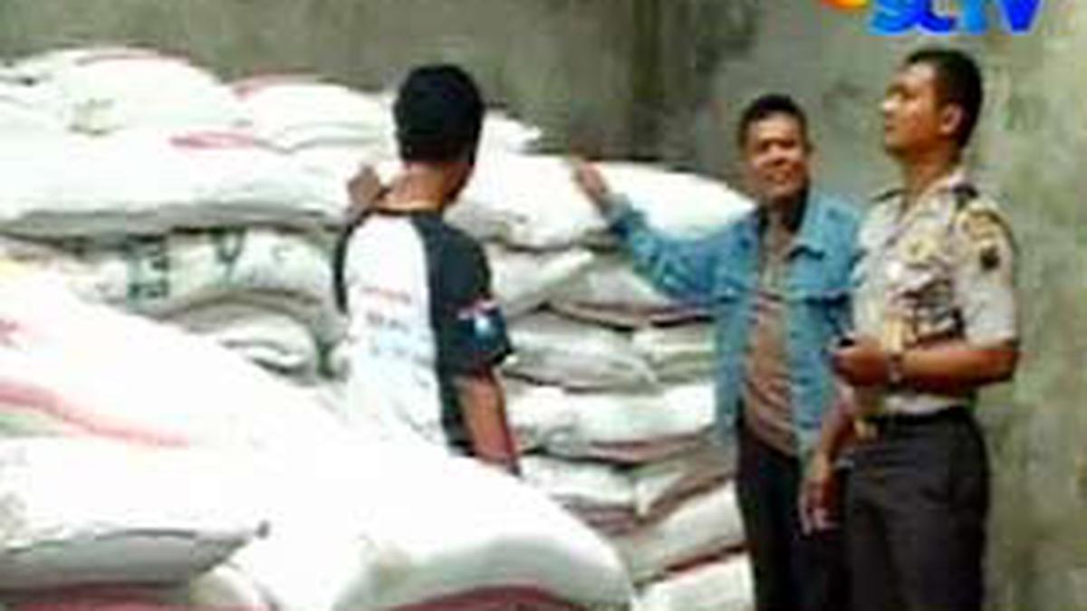 Gudang Penimbunan Pupuk Bersubsidi di Solo Digerebek - News Liputan6.com