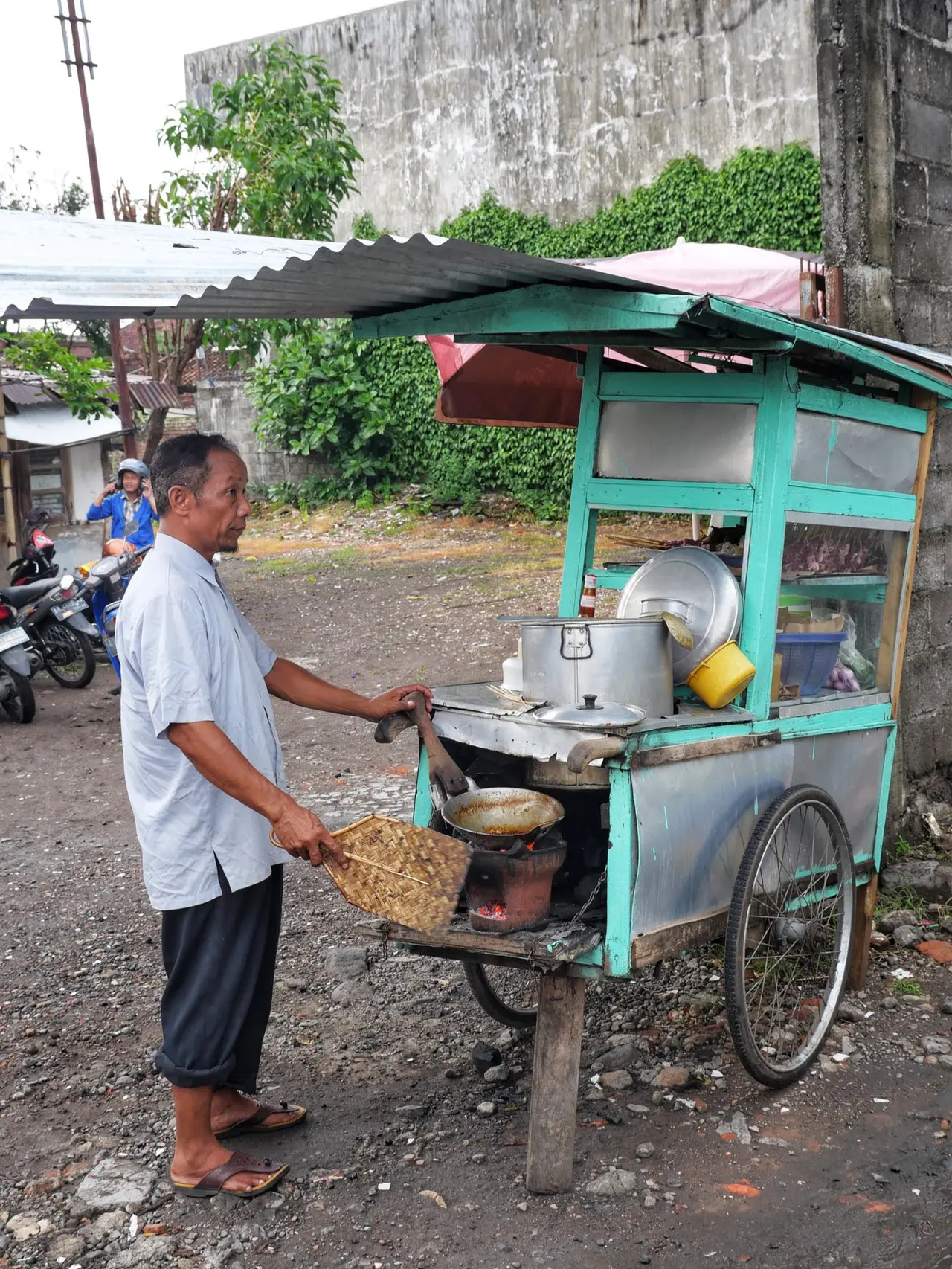 Satai dan Tongseng Pak Min, Kuliner Yogyakarta yang Selalu Laris Manis ...