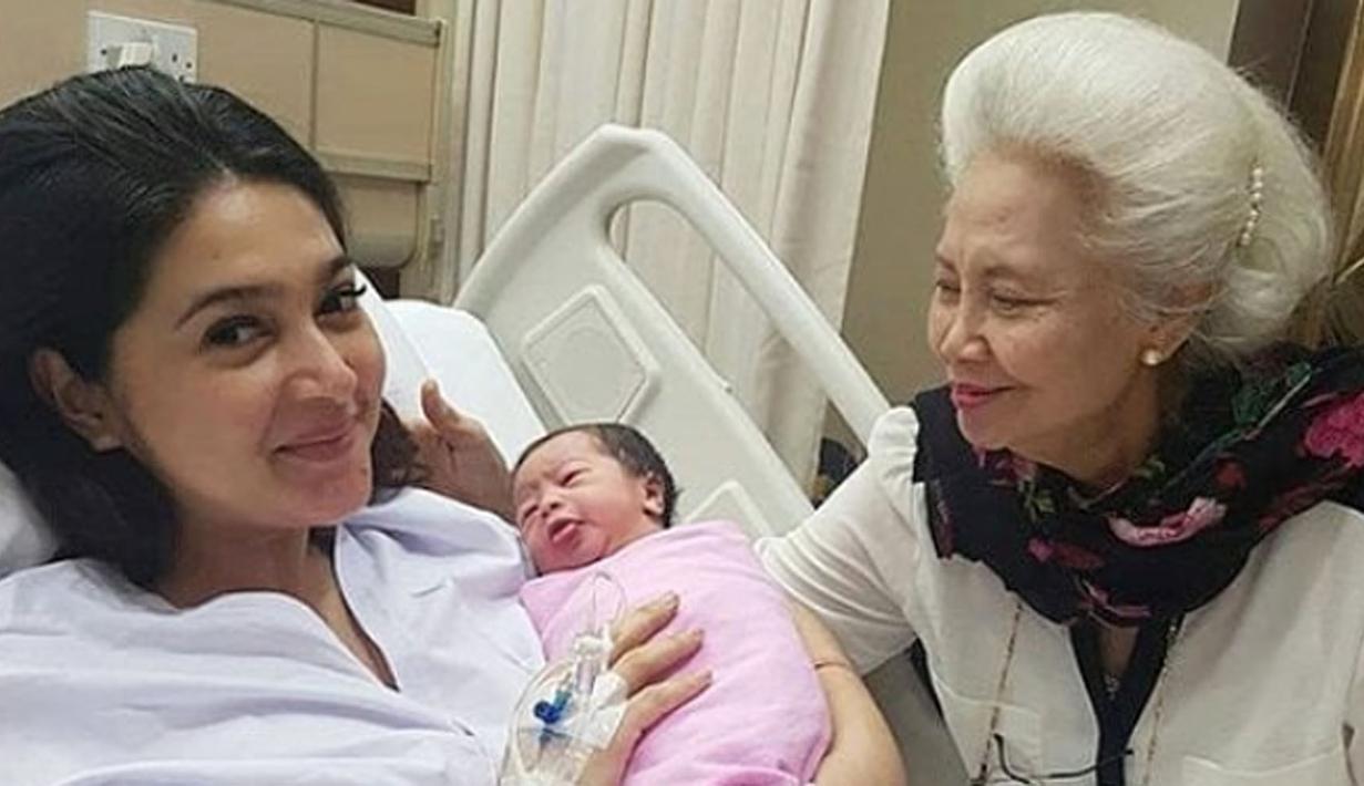 Baru Lahir, Ini Potret Menggemaskan Anak Nabila Syakieb dan Suami ...