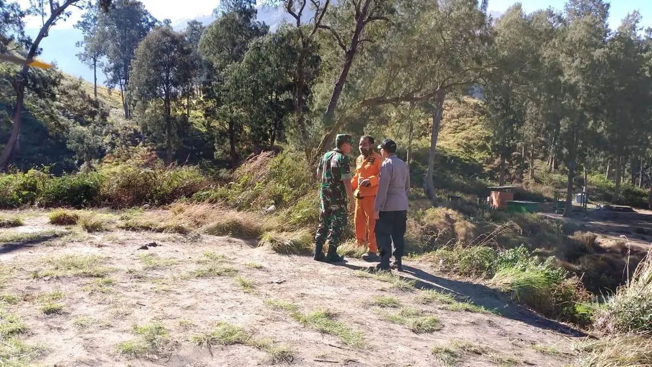 Porter dan Guide Terjebak di Puncak Gunung Rinjani Dievakuasi Lewat ...