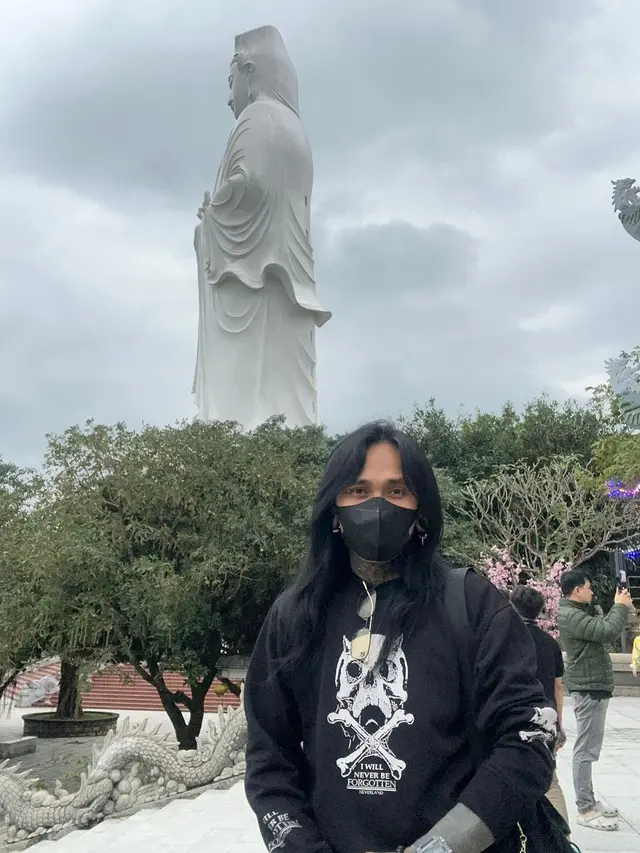 Kisah Sukses Sang Adipati Content Creator Spesialis Sejarah dan Misteri ...