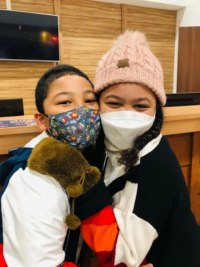 6 Potret Amora dan Kellen Lemos, Anak Kris Dayanti Kompak Sejak Kecil