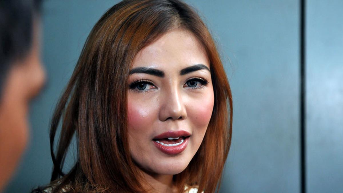 Bella Shofie Siap Menjanda - ShowBiz Liputan6.com