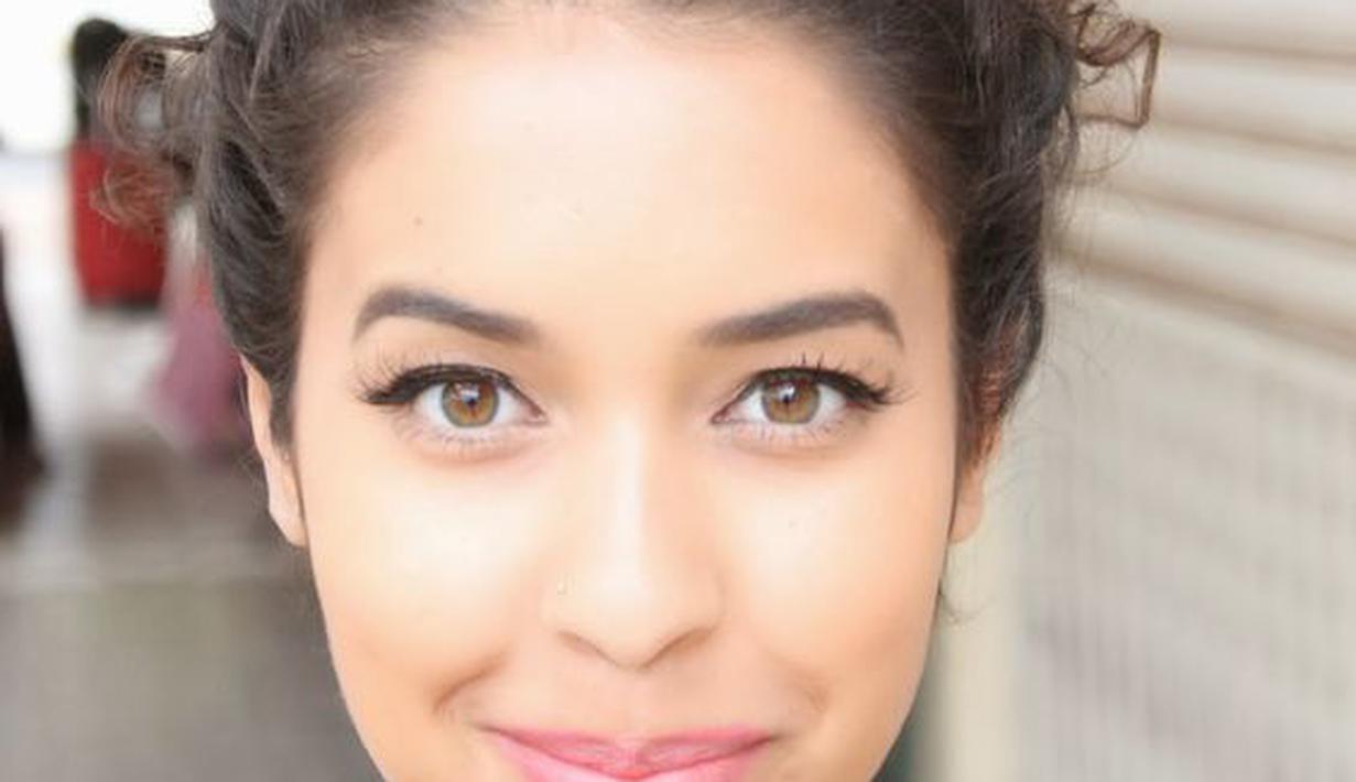 7 Tips Styling Rambut Keriting Biar Cantik Menawan - Photo Fimela.com