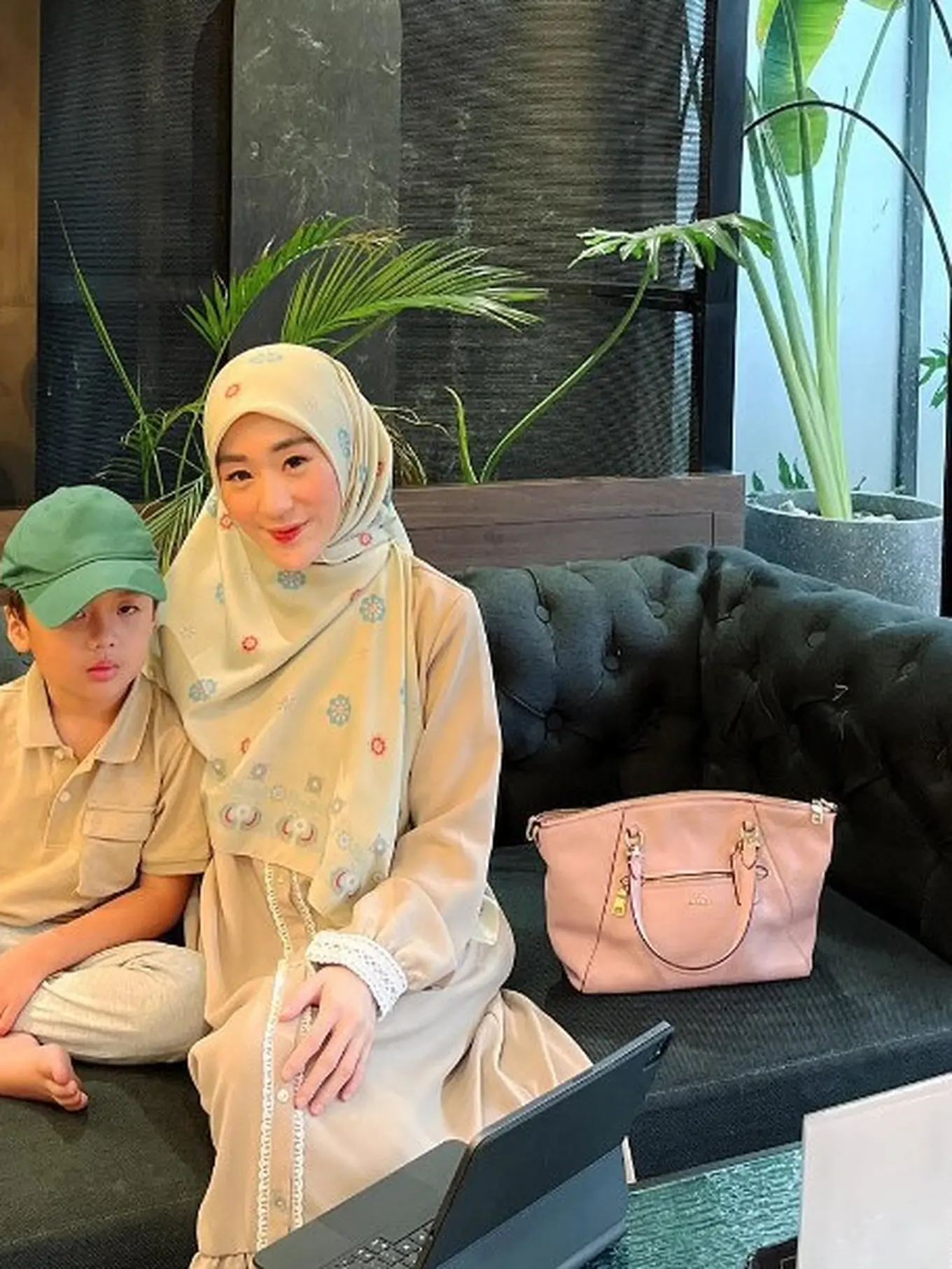 Larissa Chou Unggah Foto Berdua dengan Muhammad Yusuf Alvin Ramadhan, Nostalgia Zaman Masih ...