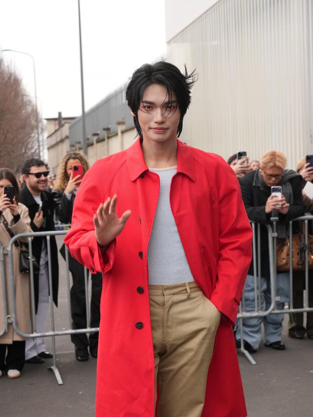 Gaya 8 Pesohor di Milan Fashion Week 2026, dari Tom Hiddleston hingga ...