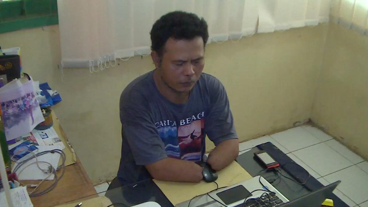 Meski Kehilangan Tangan, Hasan Basri Tetap Mampu Berkarya