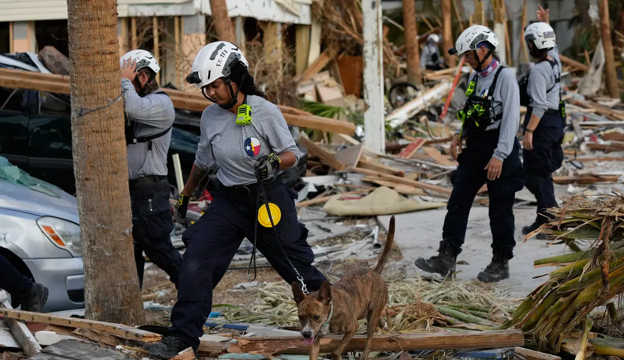 Kondisi Kota Pesisir Pantai di Florida Usai Diterjang Badai Ian - Foto ...