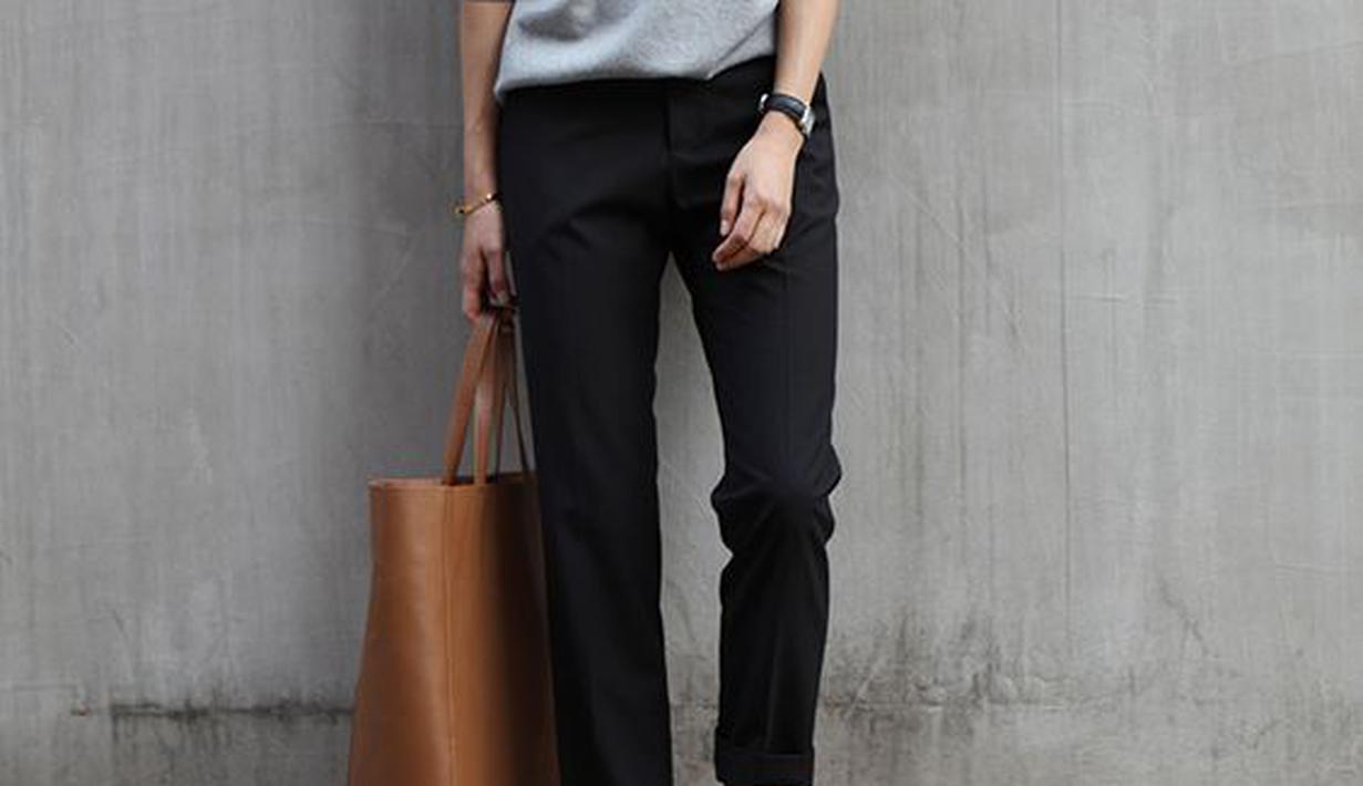 7 Ide Outfit Manis dengan Nuansa Abu-Abu - Photo Fimela.com