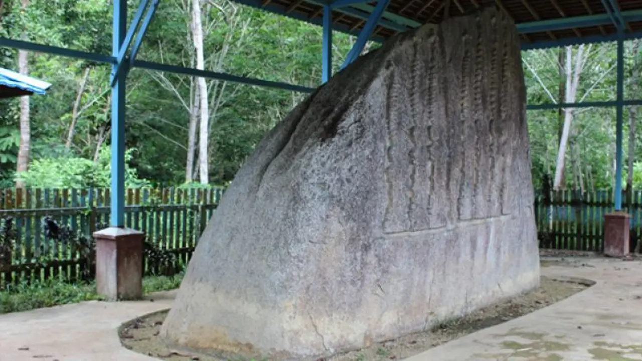 6 Fakta Menarik Kabupaten Sekadau yang Punya Tari Pinggan Sebagai ...