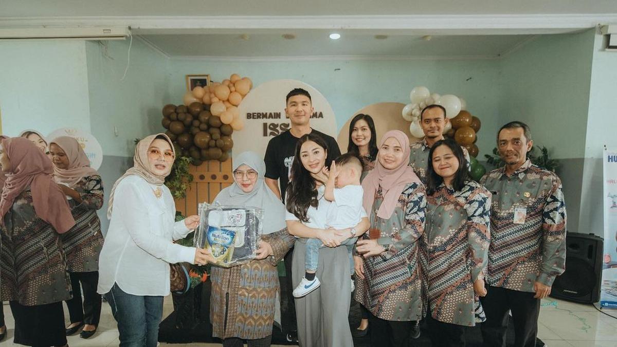 Gaya Kasual Berkelas Nikita Willy dengan Clean Outfit Saat Rayakan ...