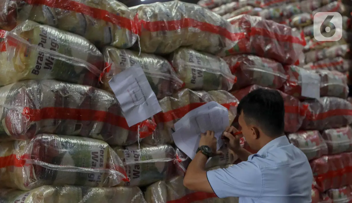 Atasi Kelangkaan Beras Premium, Pemprov DKI Jakarta Distribusikan 15 Juta Kilogram ke Retail ...