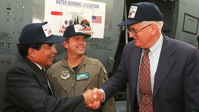 Profil Azwar Anas, Mantan Ketua Umum PSSI yang Lahirkan Liga ...