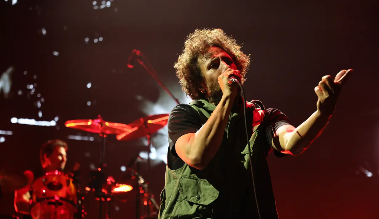Aksi Panggung Rage Against the Machine di Madison Square Garden - Foto ...