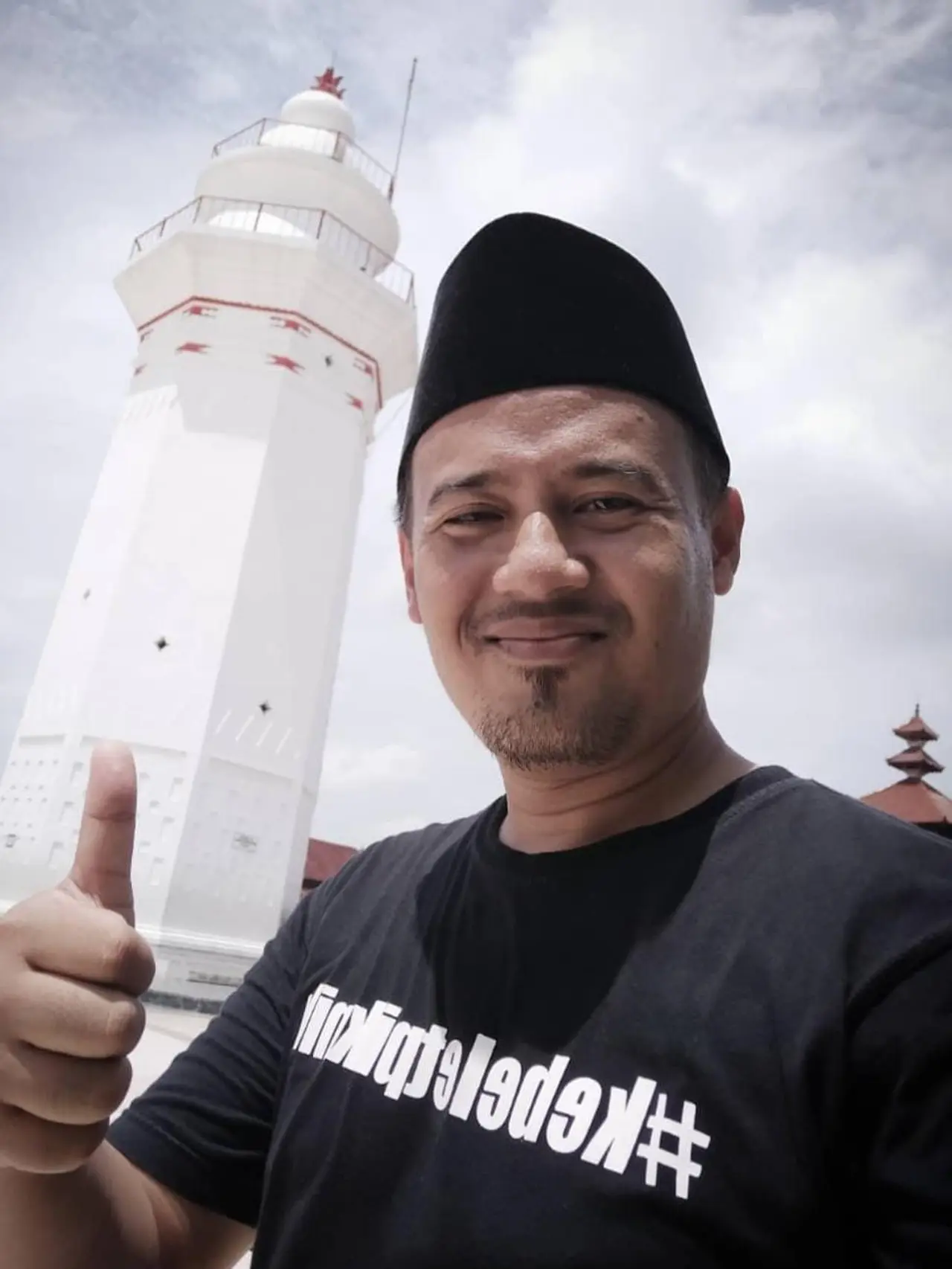 Lama Tak Muncul di Layar TV, Intip Potret Terbaru Pemeran Sayuti OB ...