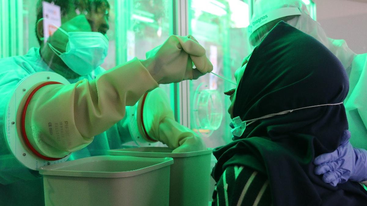 Begini Prosedur Test Swab di Jakarta