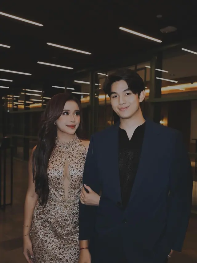 7 Potret Brisia Jodie dan Jonathan Alden Hadiri Kondangan, Tampil ...