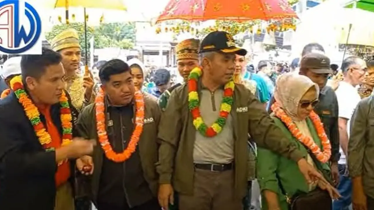 Apresiasi 50 Desa Kreatif di Kabupaten Kampar, Menparekraf: Bisa ...
