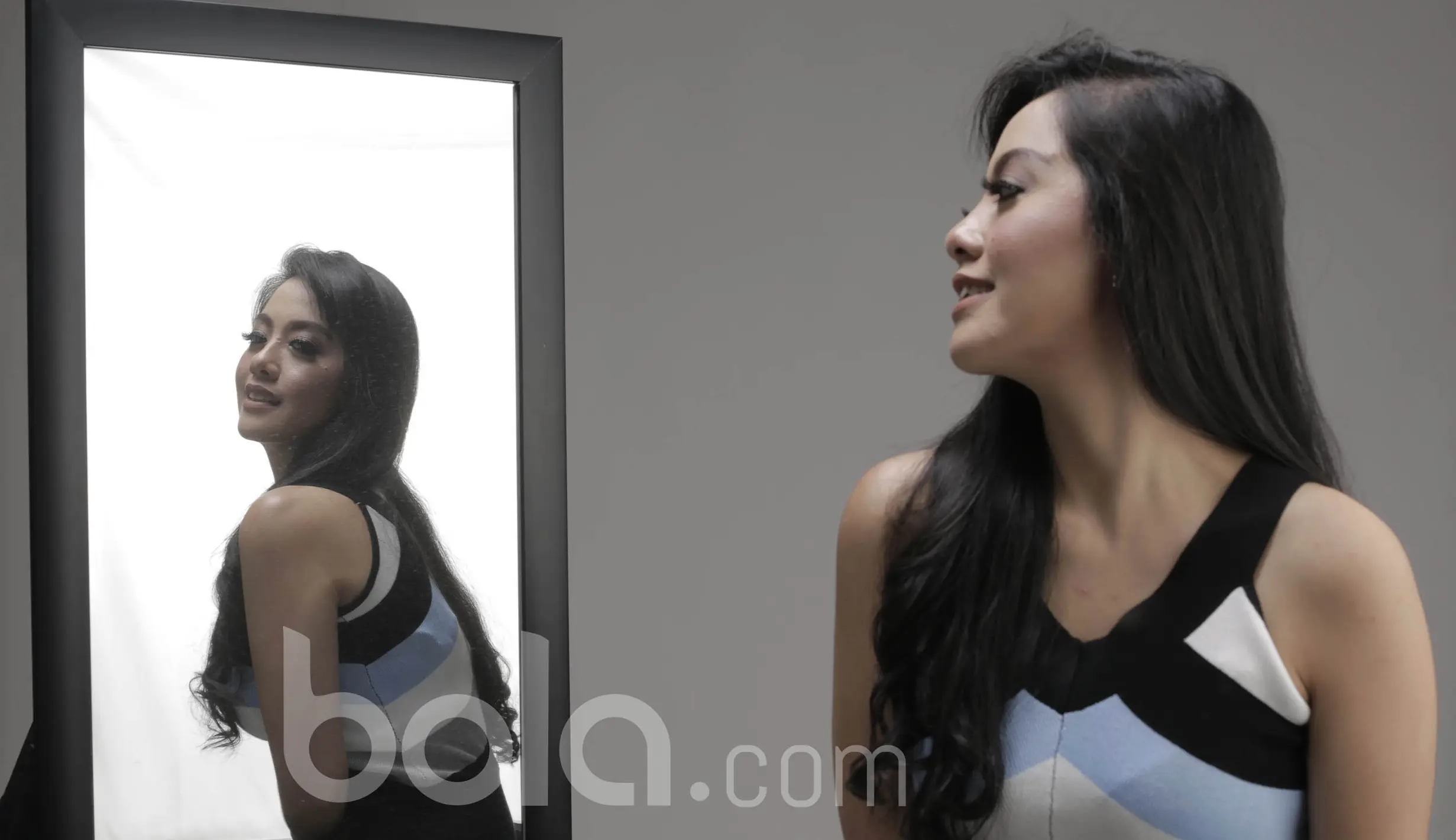 Sport Seleb : Putri Viola Presenter Olahraga Cantik dari Malang - Foto ...