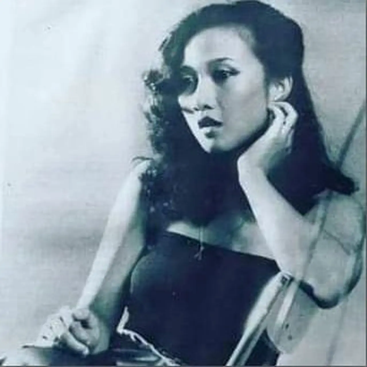 7 Transformasi Aktris Senior Yati Surachman, Foto Lawas Bikin Pangling ...