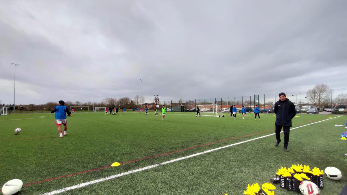 Laporan Langsung dari Inggris : Melihat Venue Latihan Tim Garuda Select