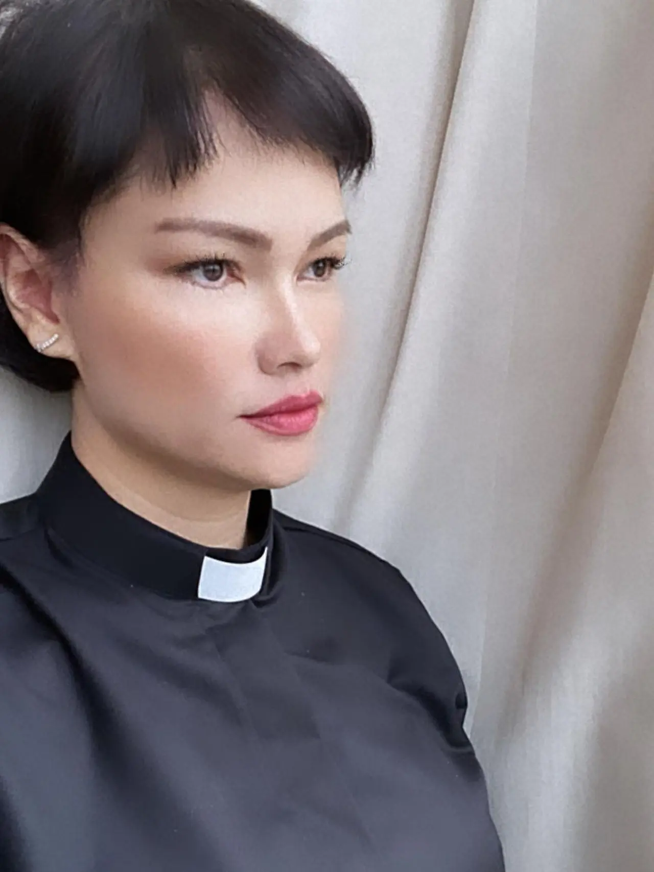 8 Potret Terbaru Tracy Trinita Mantan Supermodel Kini Jadi Pendeta ...