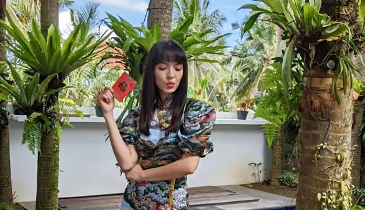 Potret Raline Shah Rayakan Hari Raya Imlek di Bali, Gaya Rambutnya ...