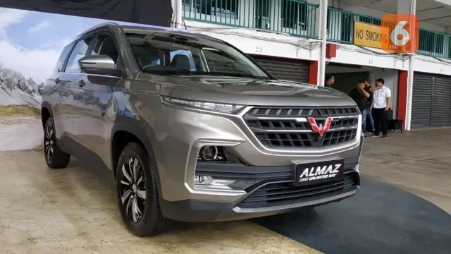 Menikmati Wuling Almaz dari Berbagai Sudut - Otomotif Liputan6.com