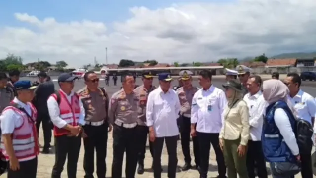 Pastikan Kesiapan Angkutan Nataru 2024, Menhub Tinjau Pelabuhan Ketapang- Gilimanuk - Surabaya ...