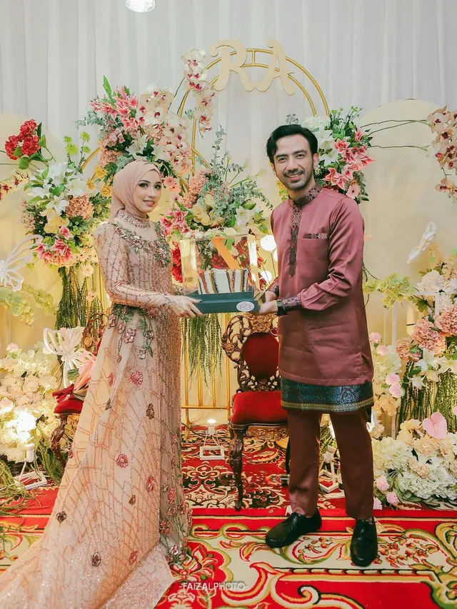 6 Potret Memukau Reza Zakarya dan Amira Karaman, dari Lamaran hingga ...