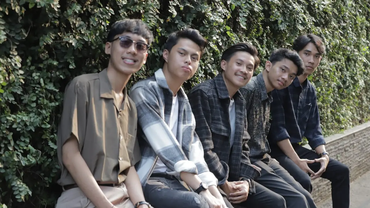Syailendra, Band Pendatang Baru Sukses dengan Lagu Cinta - ShowBiz ...