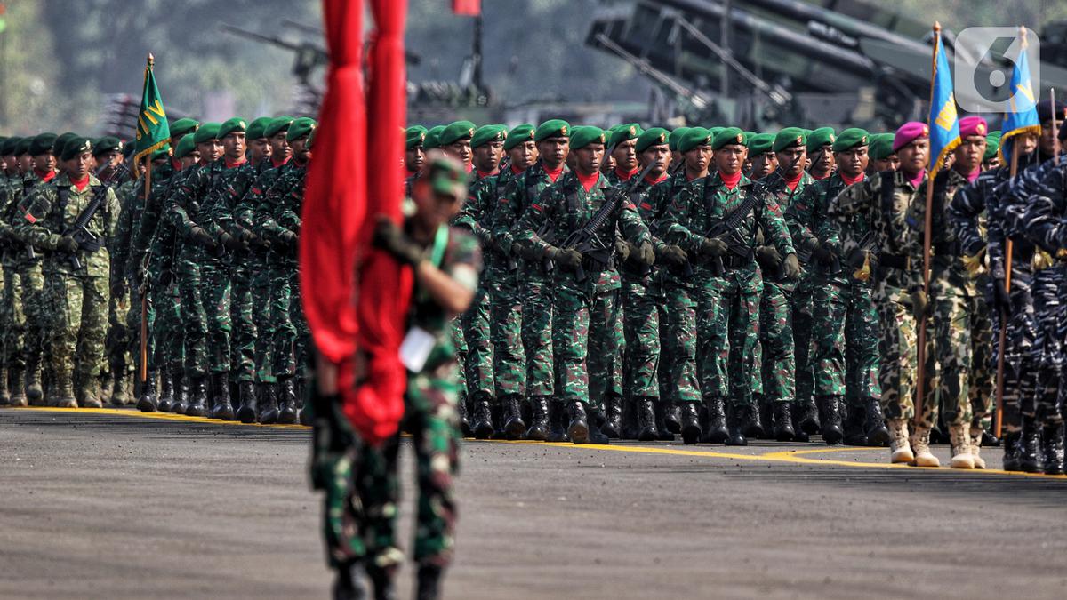 Deretan Purnawirawan TNI dengan Gelar Jenderal Kehormatan