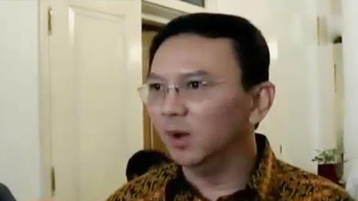VIDEO: Soal Preman Kalijodo, Ahok Ingatkan Dirinya Masih Gubernur - TV ...