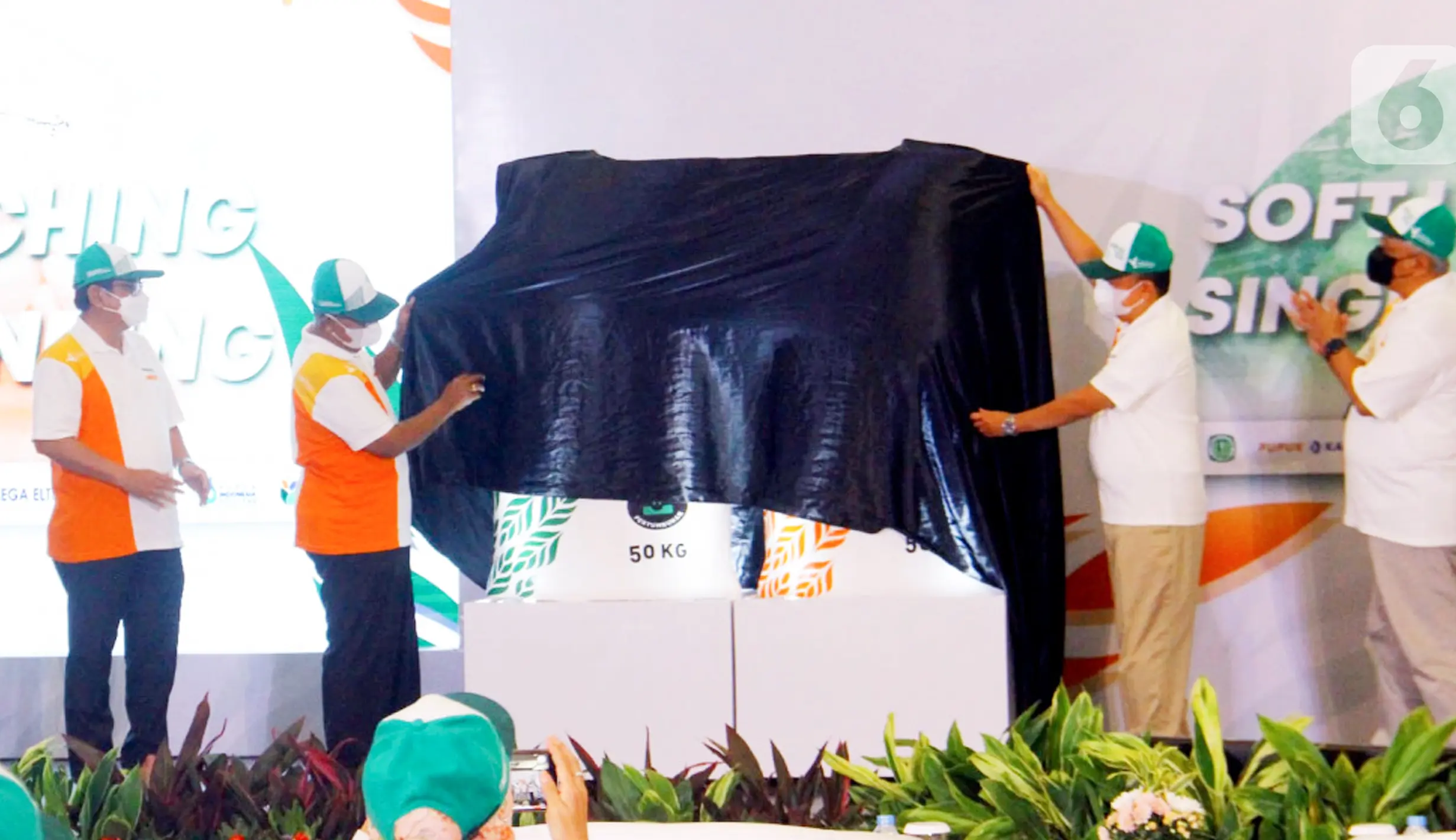 FOTO: Fokus Pelanggan, Pupuk Indonesia Luncurkan Single Branding - Foto ...