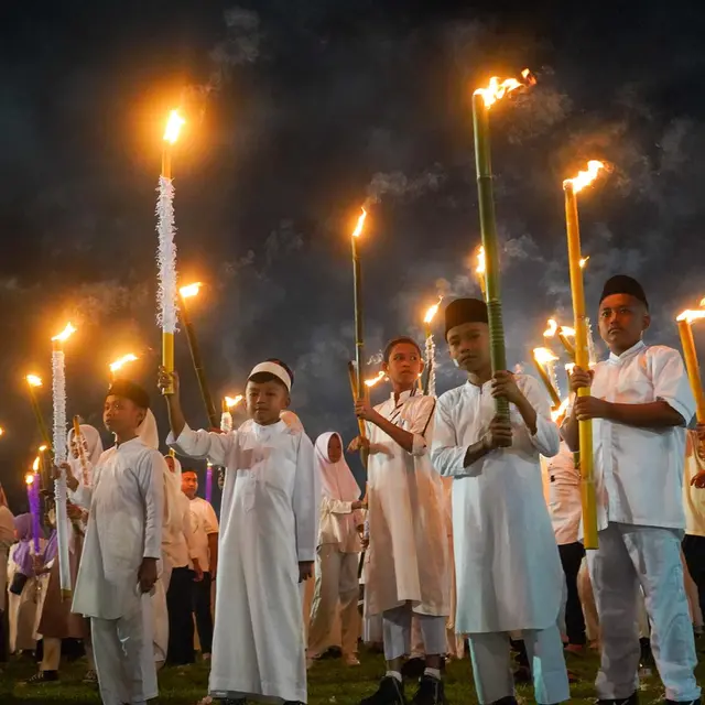 Potret Kemeriahan Pawai Obor Perayaan Tahun Baru Islam di Bone Bolango ...