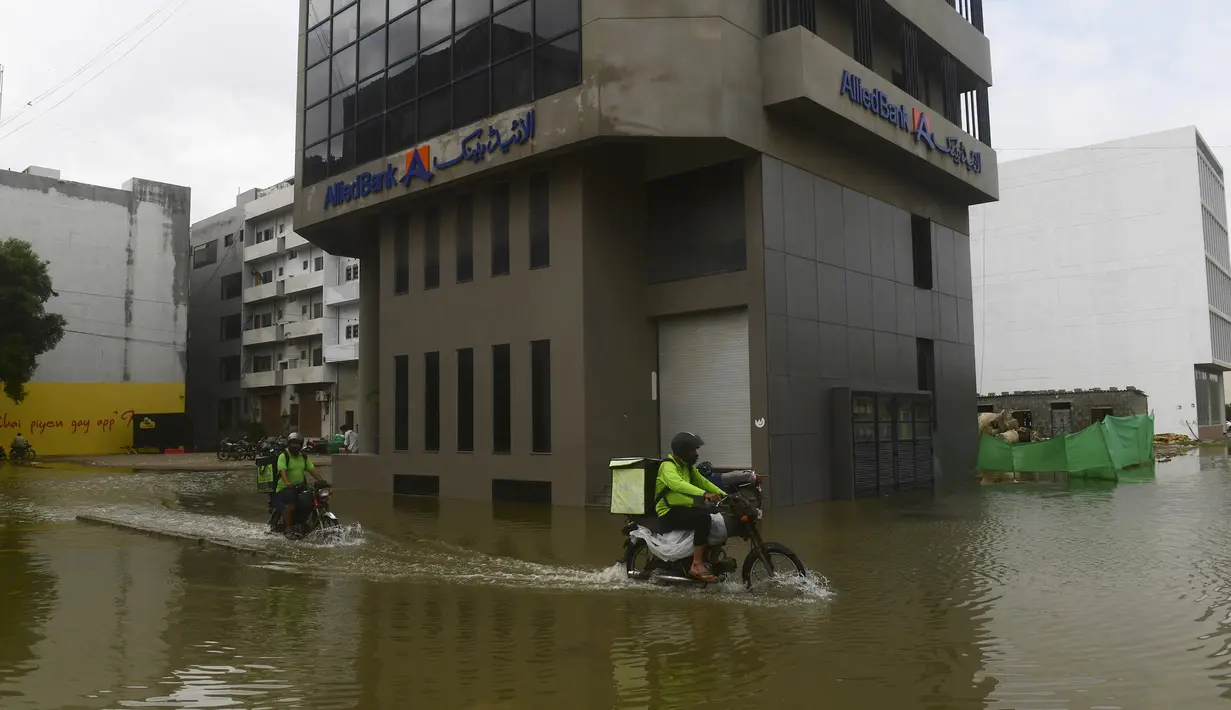 Hujan Muson, Pakistan Dilanda Banjir - Foto Liputan6.com