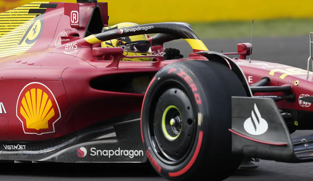 Foto: Kelir Kuning Meriahkan Mobil Ferrari F1-75 di Formula 1 GP Italia ...