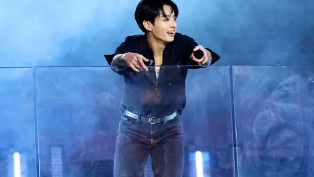 RM dan V BTS Akan Masuk Wamil pada Desember 2023, Jungkook dan Jimin Akan Menyusul ...